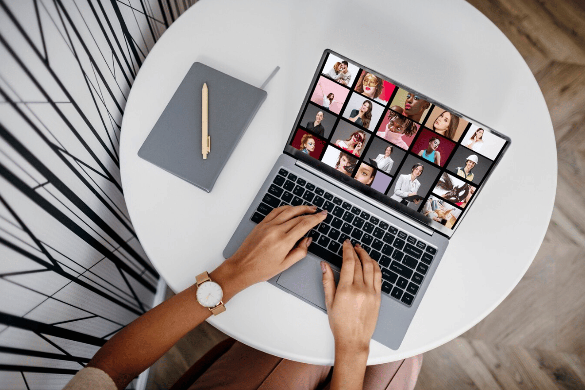 13 Online Communities Examples to Get Inspired - Hello Audio