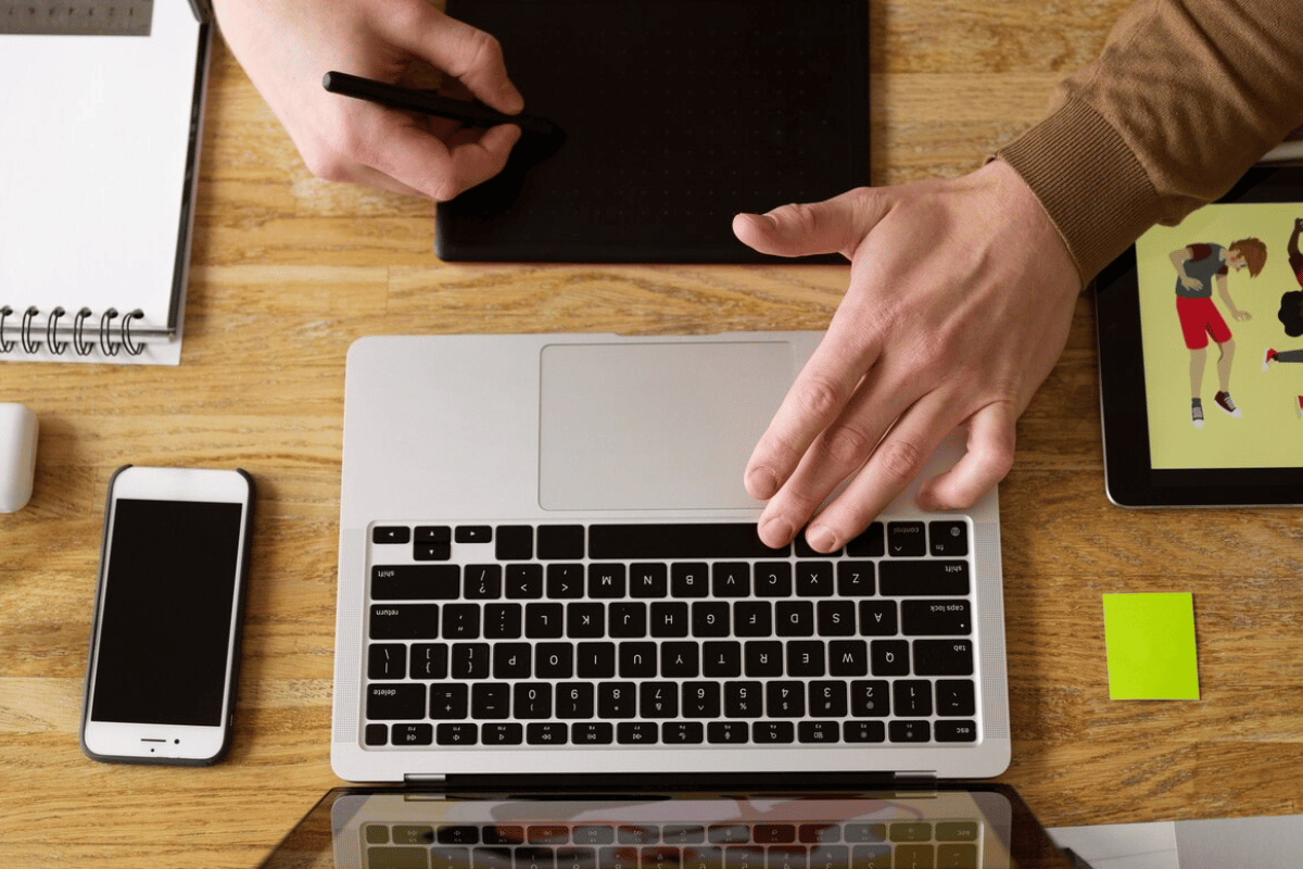 5 Steps to Add RSS Feed to Spotify - Beginner Guide - Hello Audio